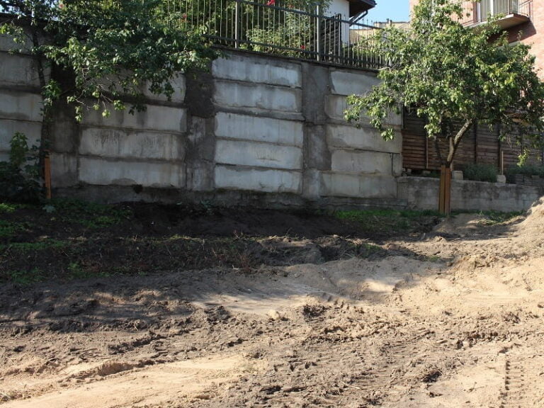 Šlaitų tvarkymas sklype: kada verta terasuoti (realus pavyzdys)